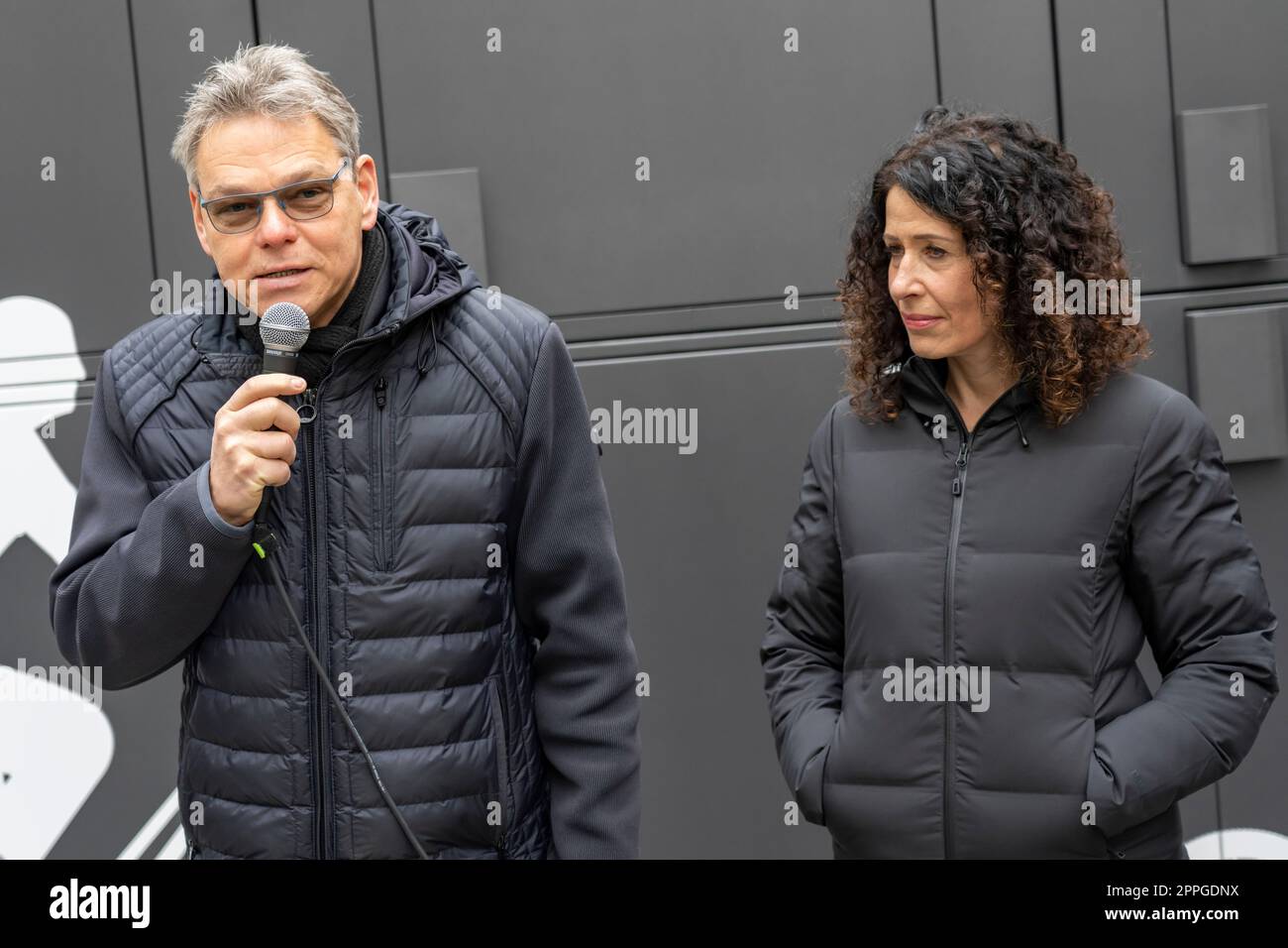 Mobility Senator Bettina Jarasch and District Mayor JÃ¶rn Oltmann ...
