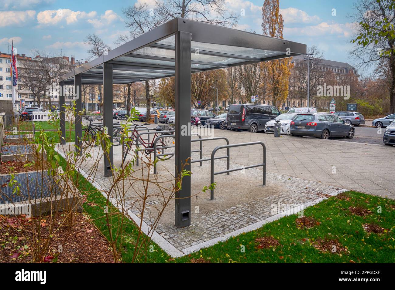 Newly built bicycle parking with glass roofing at Rathaus SchÃ¶neberg ...