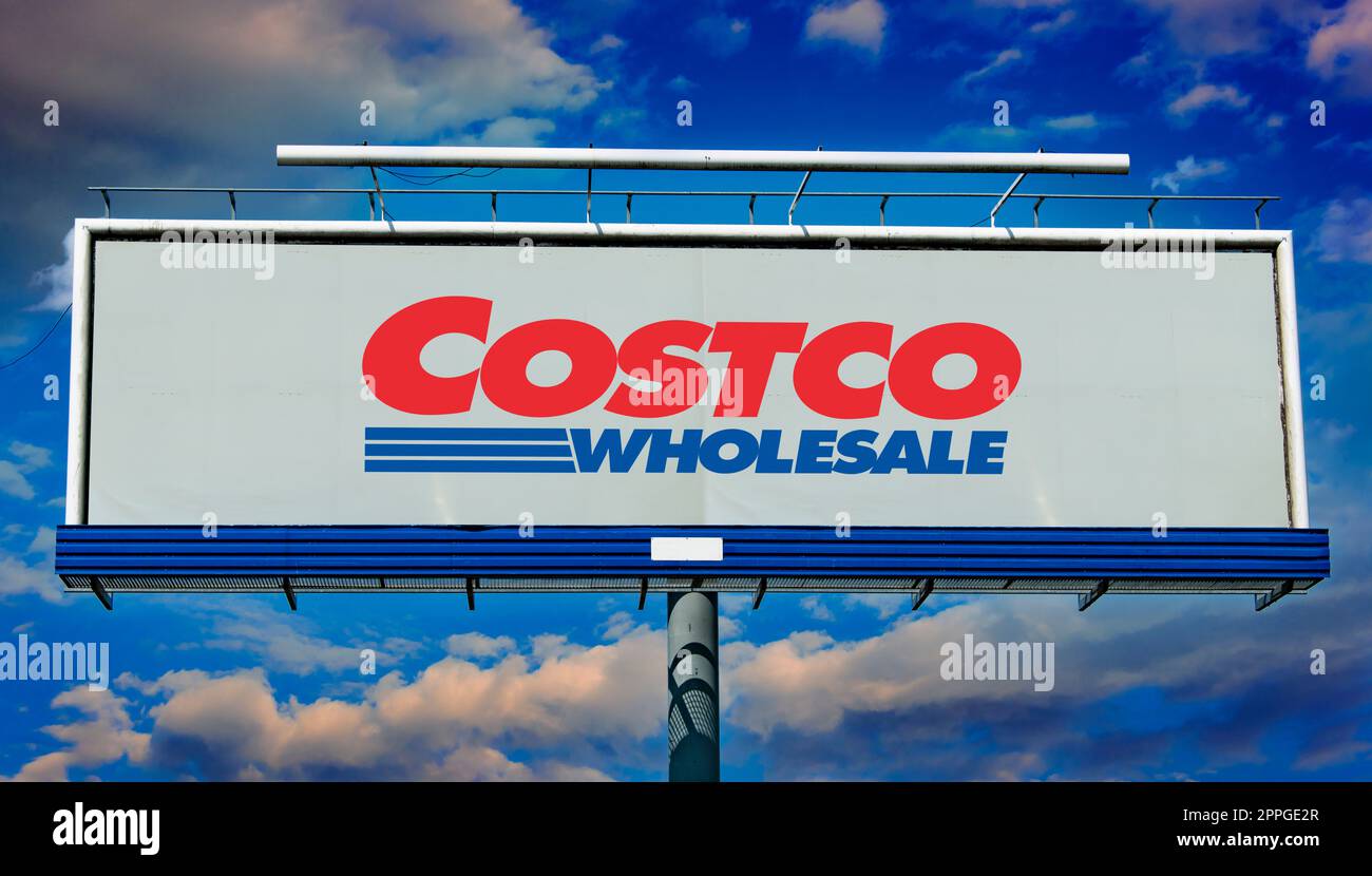 Costco logo hi-res stock photography and images - Alamy