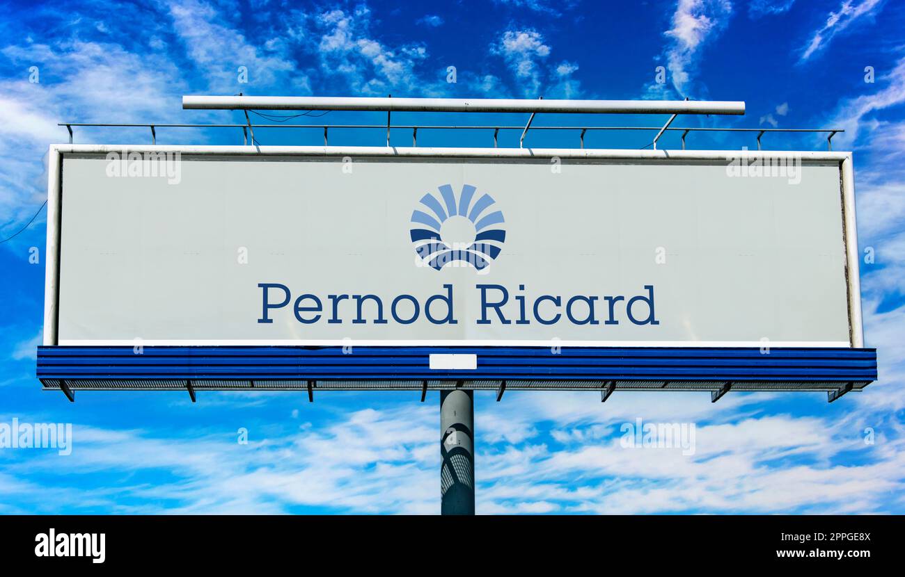Pernod ricard logo hi-res stock photography and images - Alamy