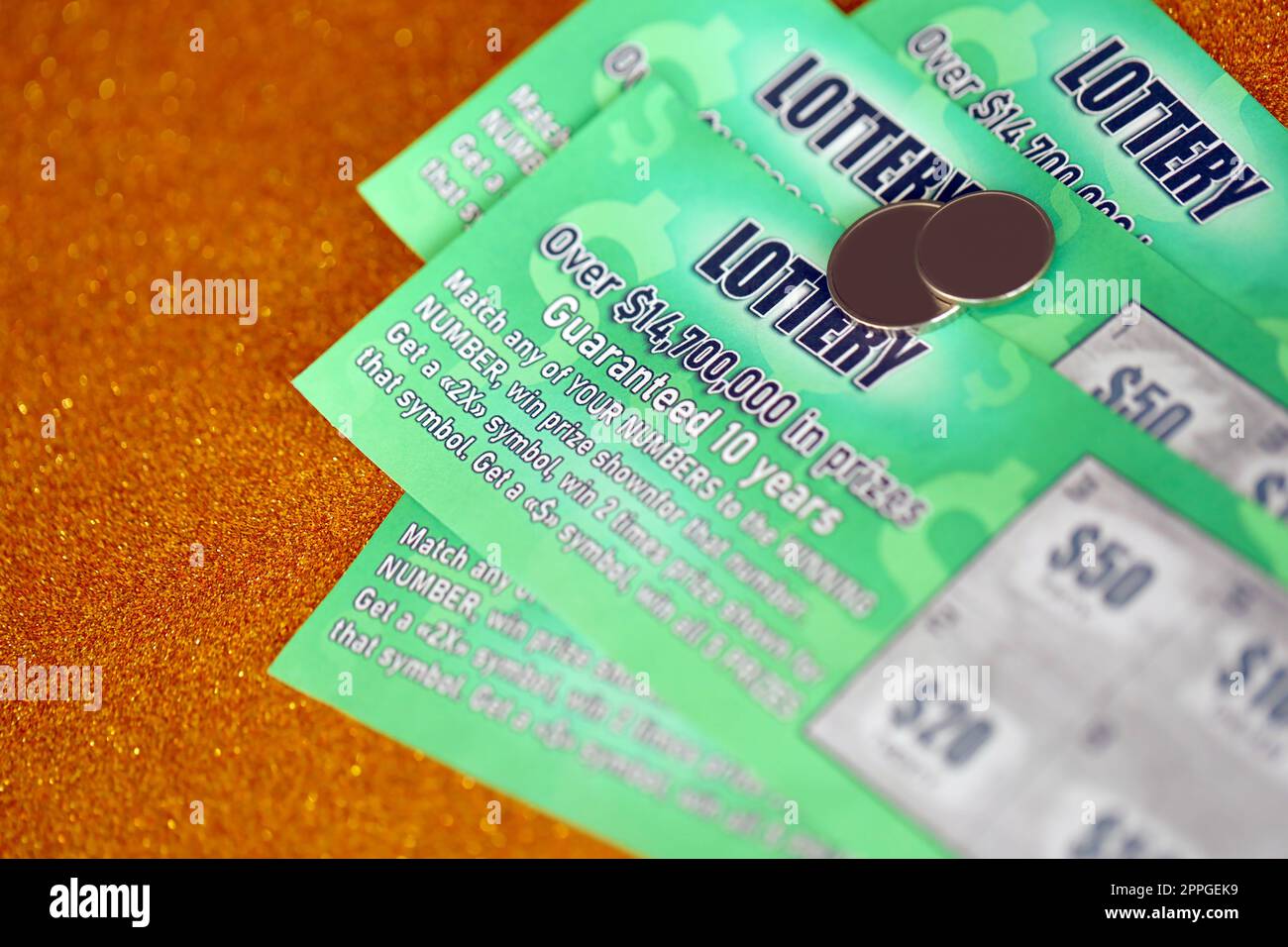 Scratch cards hi-res stock photography and images - Alamy