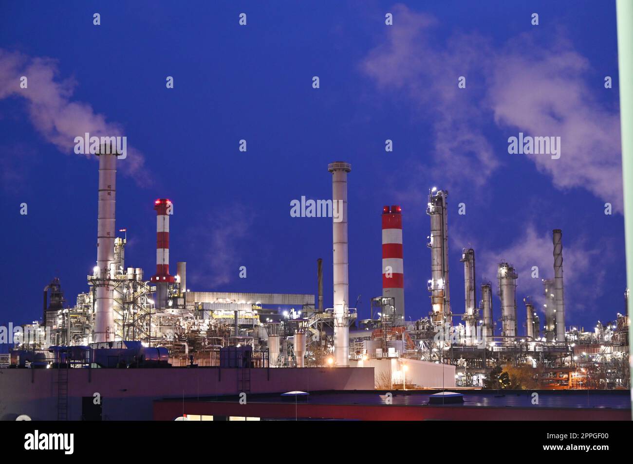 OMV refinery in Schwechat at night Stock Photo - Alamy
