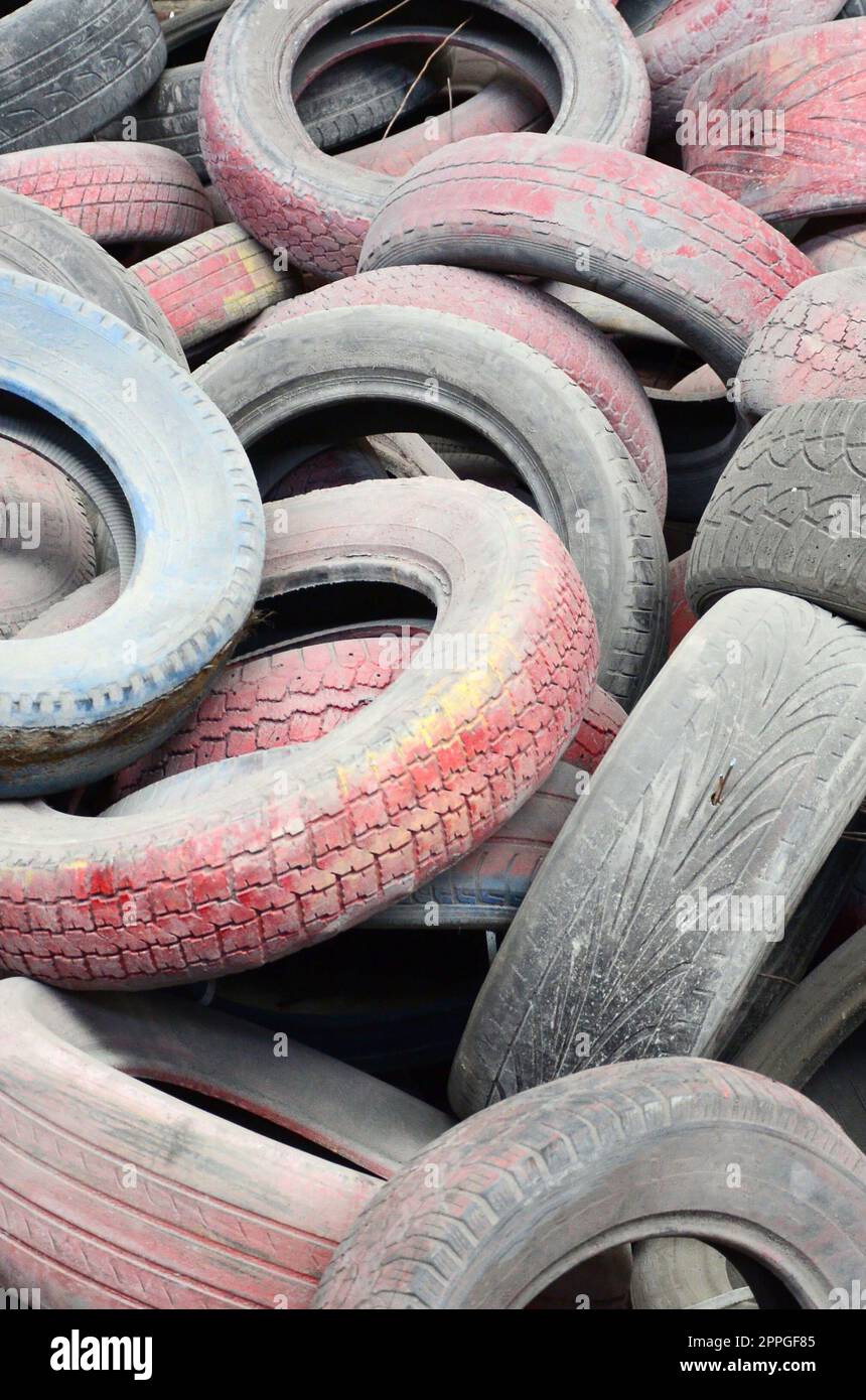 A blue car with black tires hi-res stock photography and images - Alamy