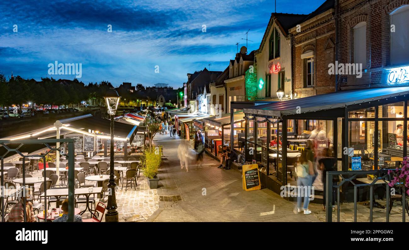 Restaurants in amiens hi-res stock photography and images - Alamy