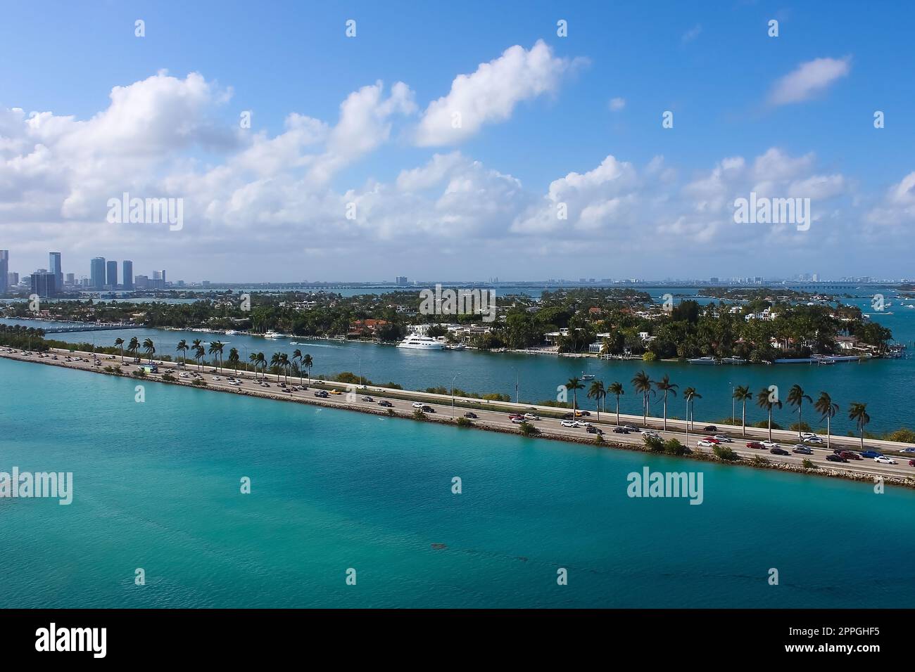 Miami beach buildings on the water hi-res stock photography and images ...