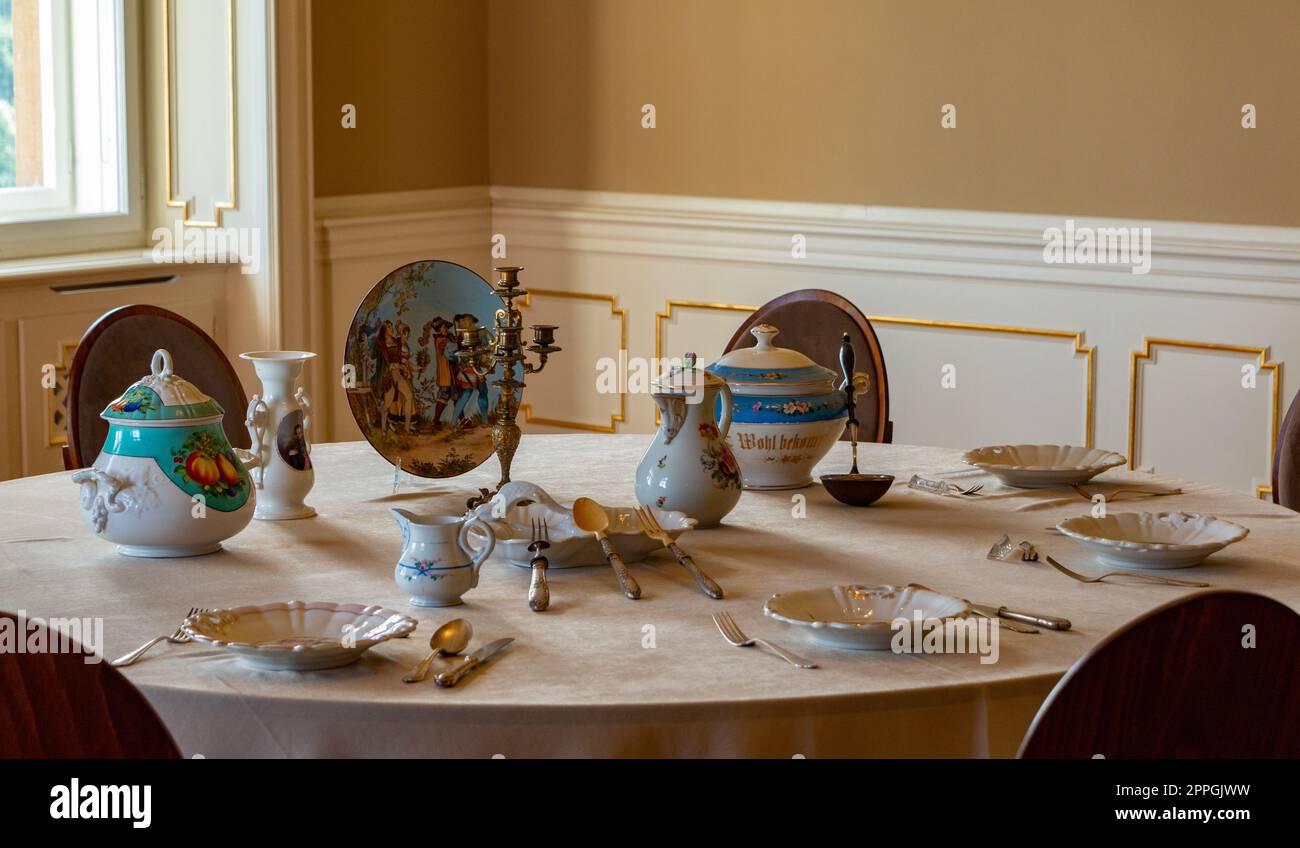 Castle dinner hi-res stock photography and images - Alamy