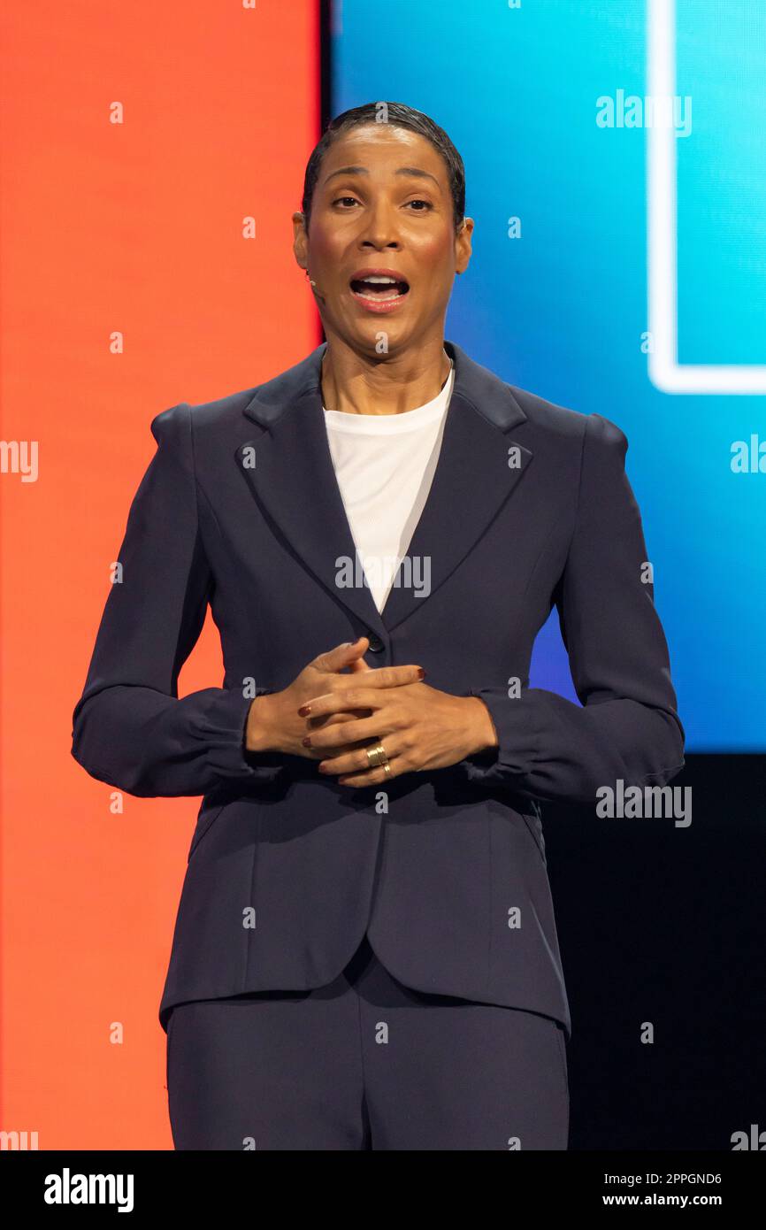 Moderator hi-res stock photography and images - Alamy