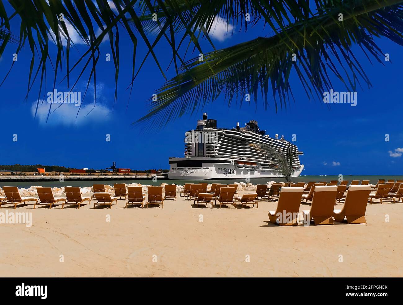 MSC Seashore cruise ship docked at tropical island Stock Photo - Alamy