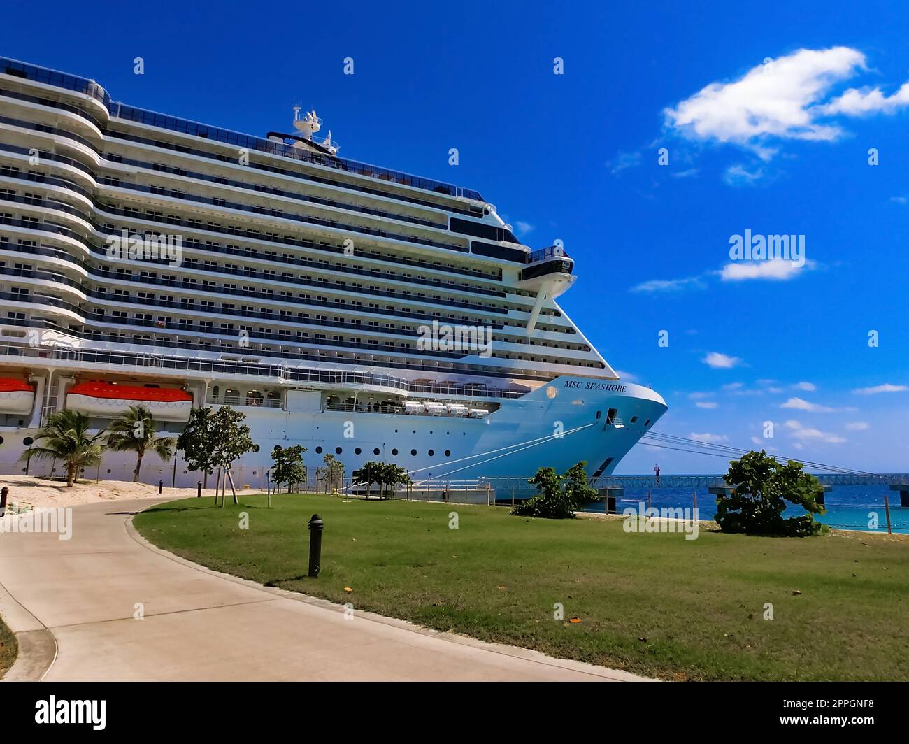 MSC Seashore cruise ship docked at tropical island Ocean Cay, Bahamas ...