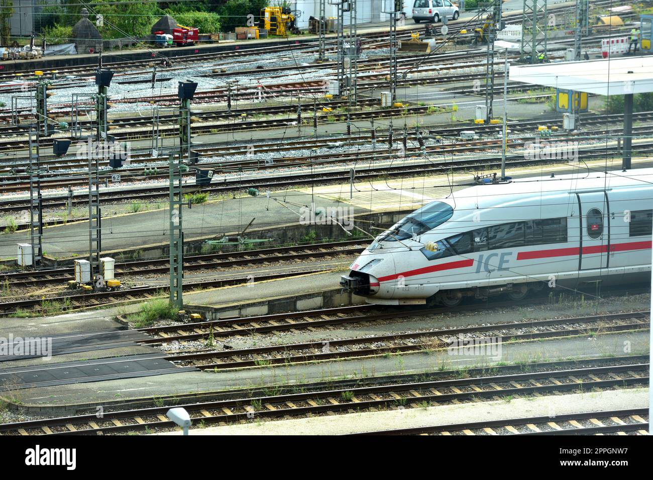 Db deutsche bahn ice hi-res stock photography and images - Alamy