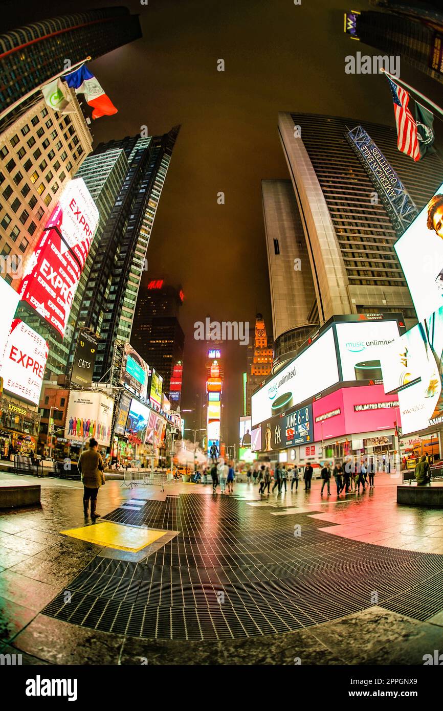Manhattan night view hi-res stock photography and images - Alamy