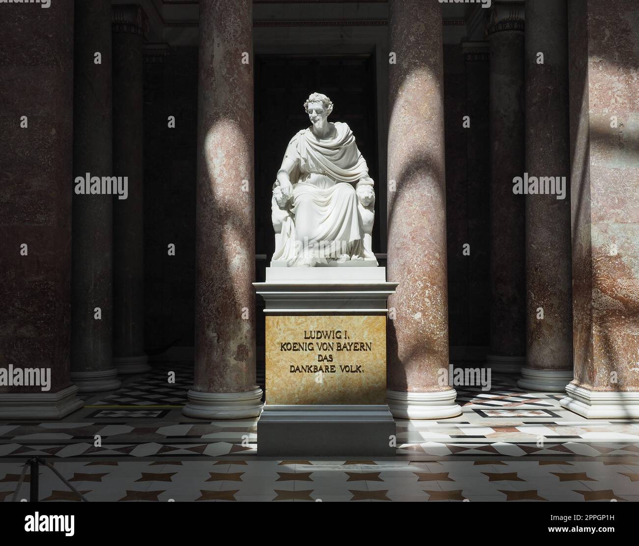 Walhalla germany interior hi-res stock photography and images - Alamy