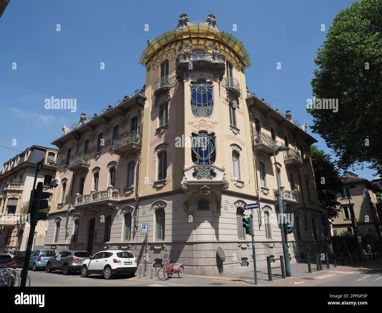 Turin art nouveau hi-res stock photography and images - Alamy