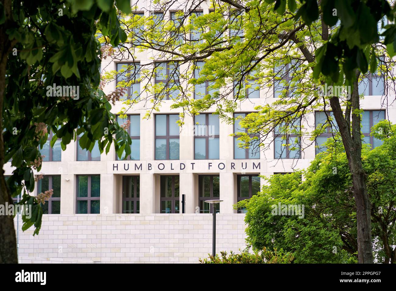 Berlin castle humboldt forum hi-res stock photography and images - Alamy
