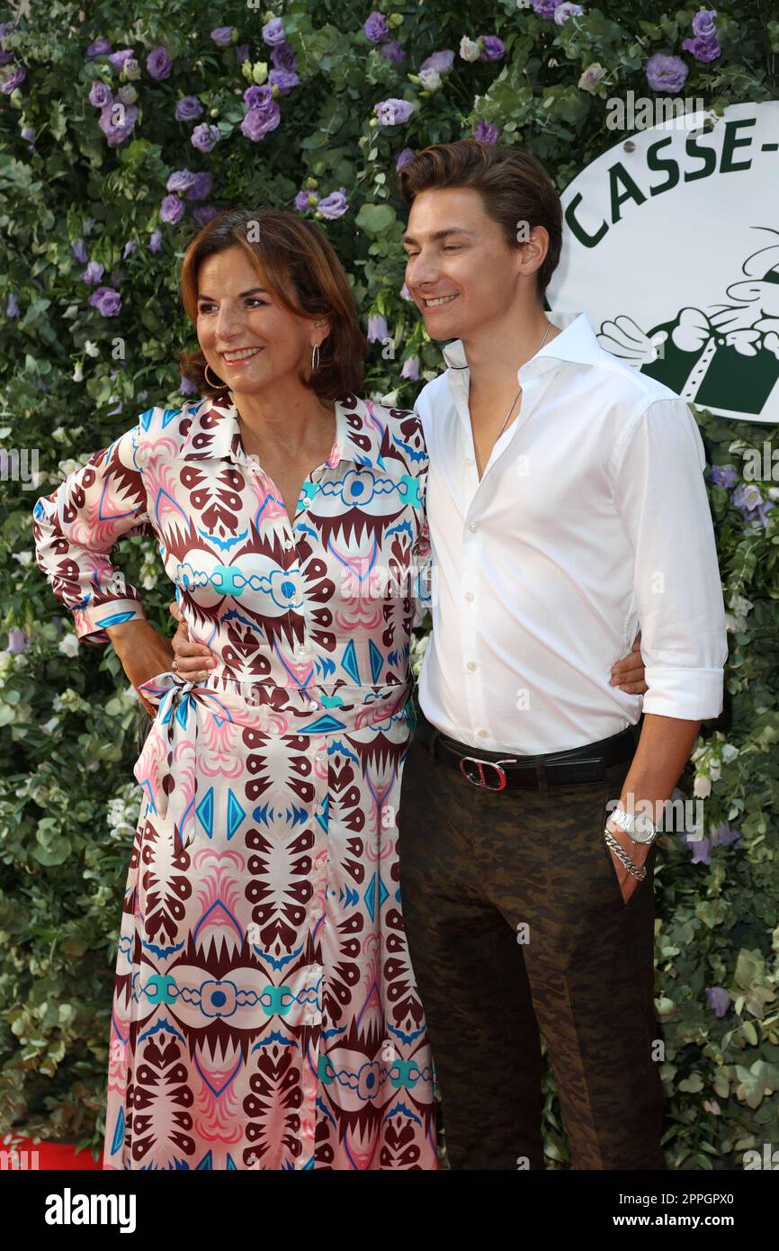 Max Suhr, Claudia Obert, Re-Opening Party des Restaurants Casse-Croute ...