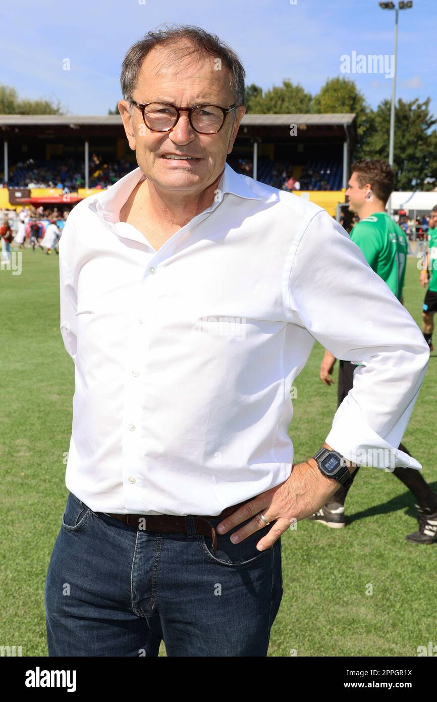 Ewald Lienen, Kicken mit Herz der Charity Kick zu Gunsten des ...