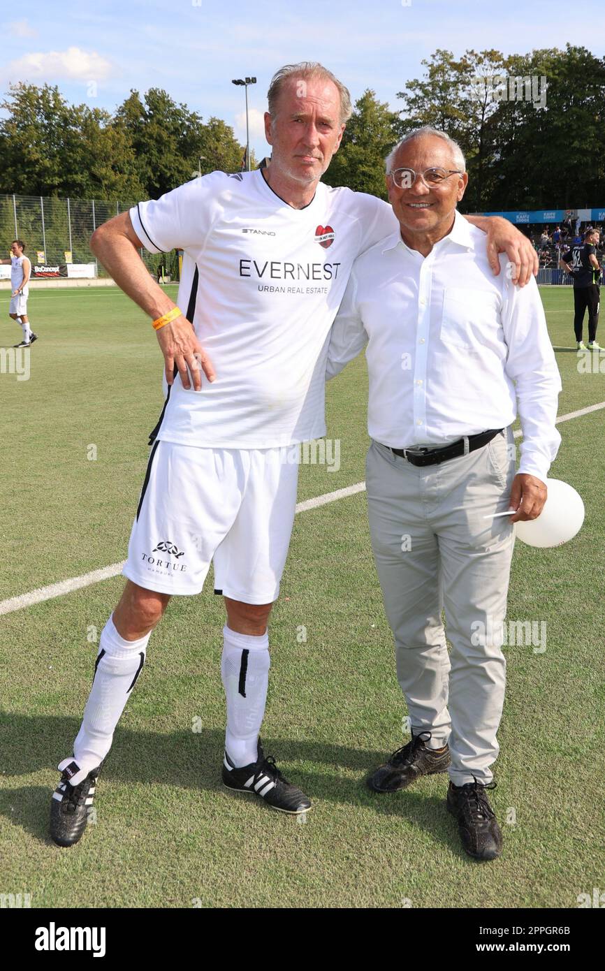 Peter Lohmeyer, Felix Magath, Kicken mit Herz der Charity Kick zu Gunsten des Herzzentrums des ...