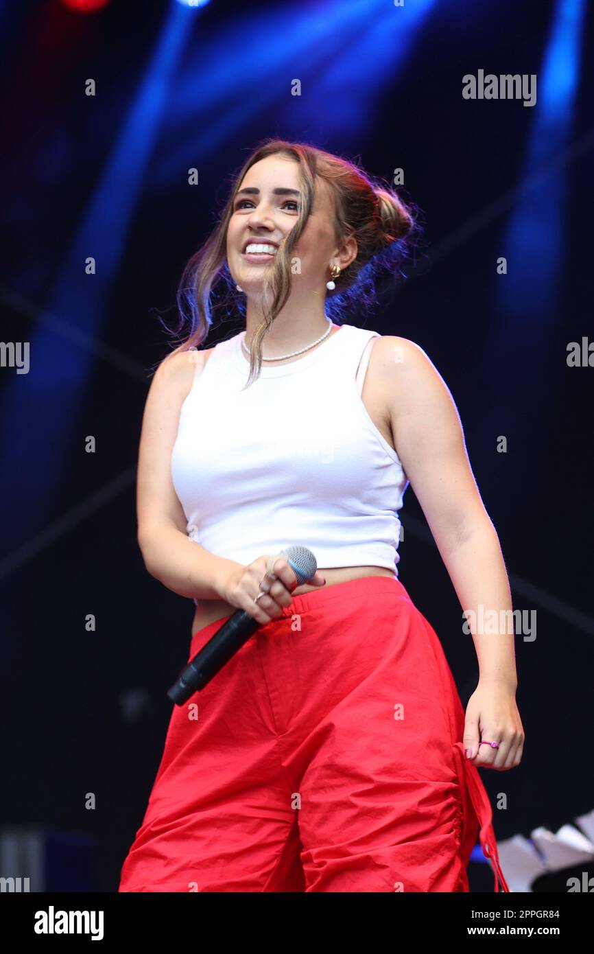 Nina Hahn and F.O.C.,Parkfest,Stadtpark,Waltrop,26.08.2022 Stock Photo ...