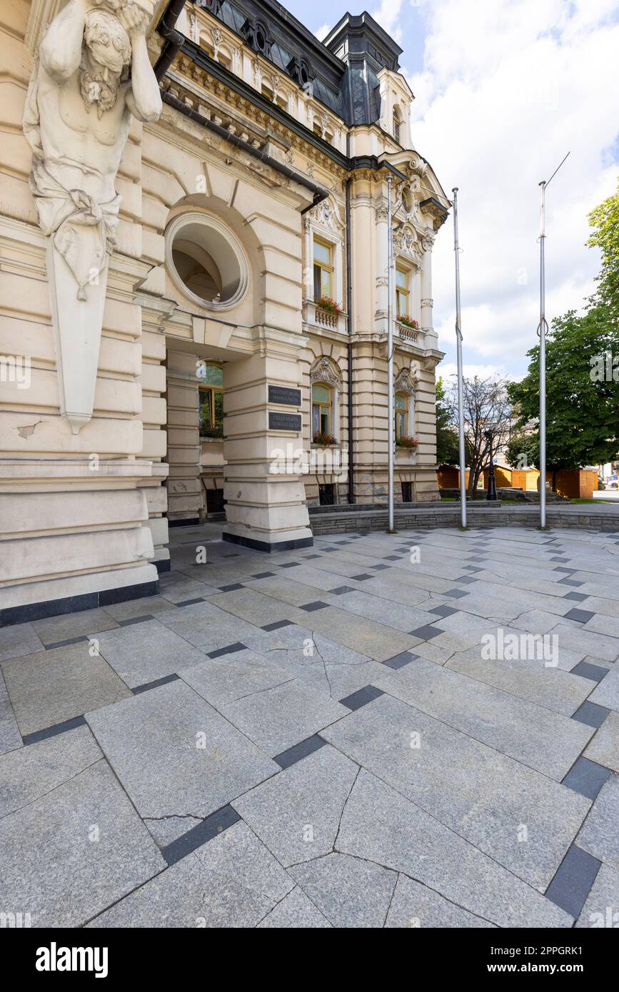 Renaissance market hall hi-res stock photography and images - Alamy