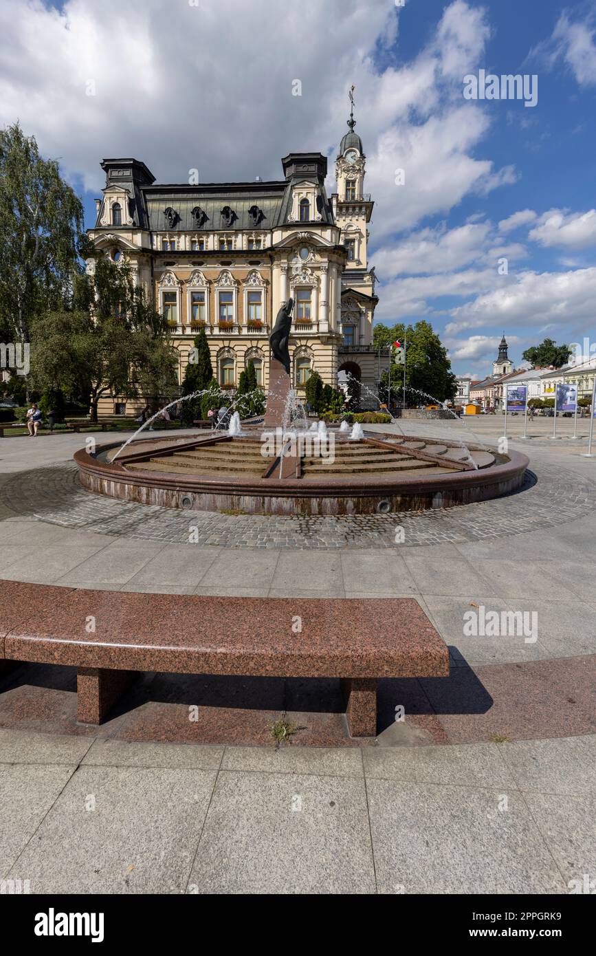 Renaissance market hall hi-res stock photography and images - Alamy