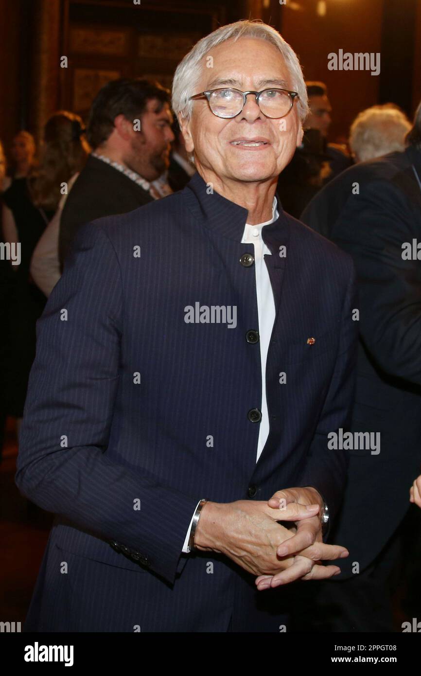 John neumeier hi-res stock photography and images - Alamy