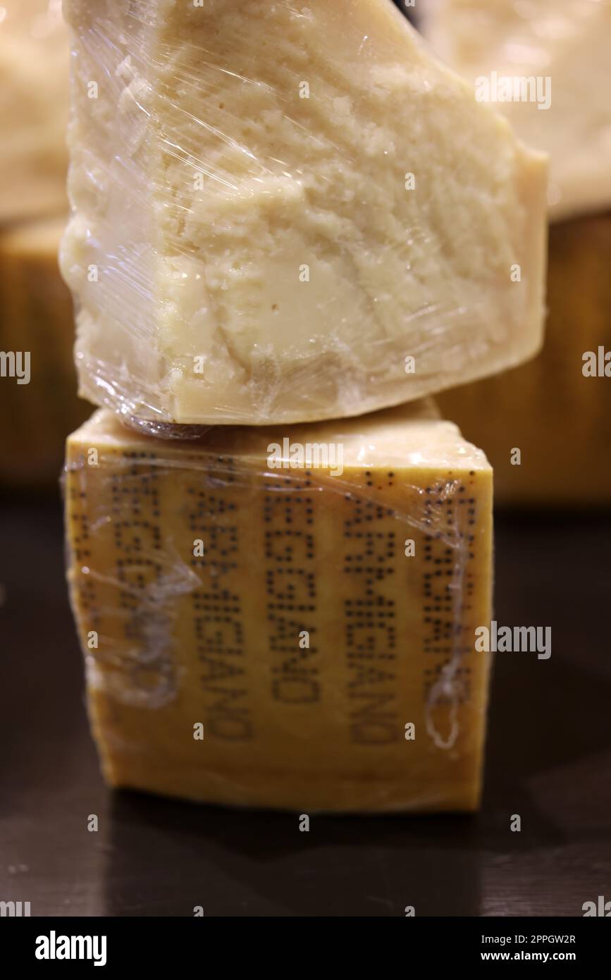 Trade fair food display hi-res stock photography and images - Alamy