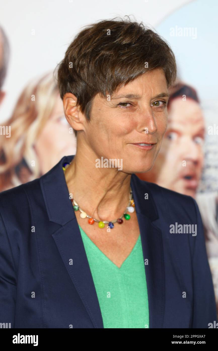 Cinedom premiere hi-res stock photography and images - Alamy