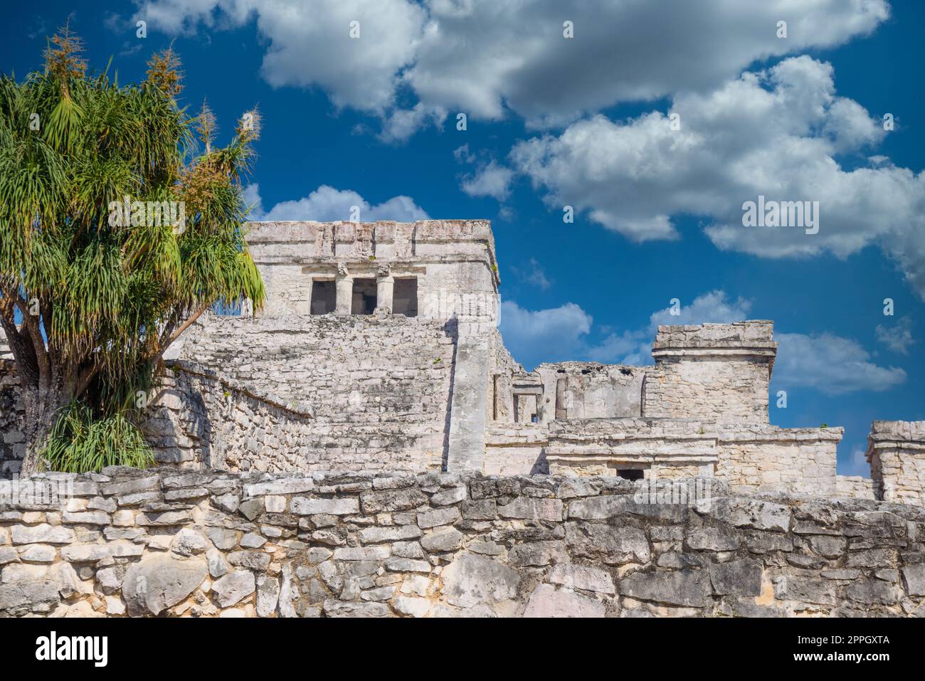 The castle, Mayan Ruins in Tulum, Riviera Maya, Yucatan, Caribbean Sea ...