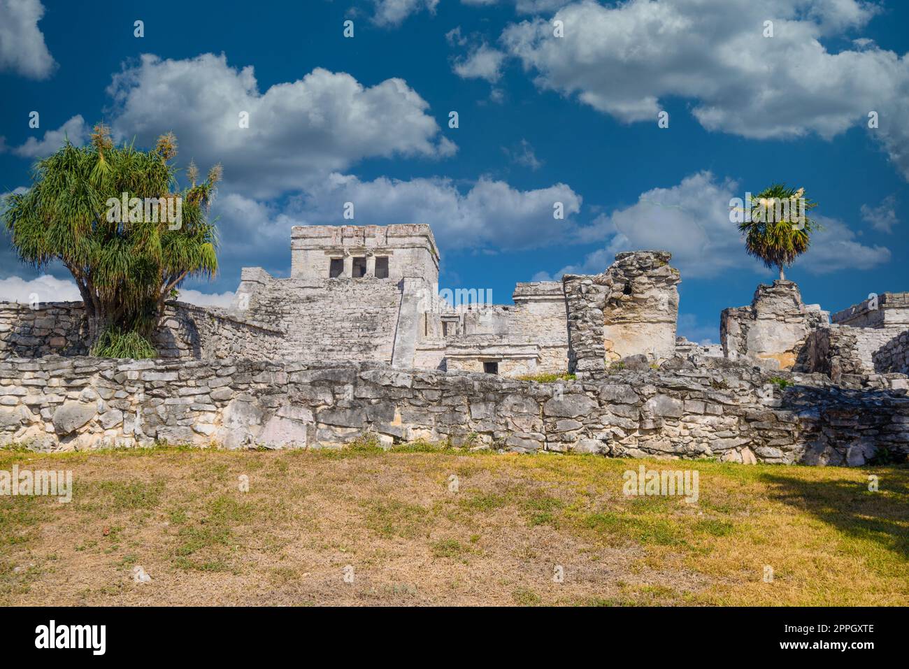 The castle, Mayan Ruins in Tulum, Riviera Maya, Yucatan, Caribbean Sea ...