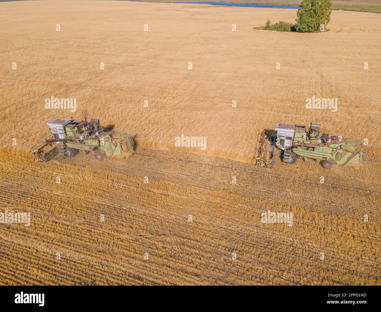 Crop machine harvester hi-res stock photography and images - Alamy
