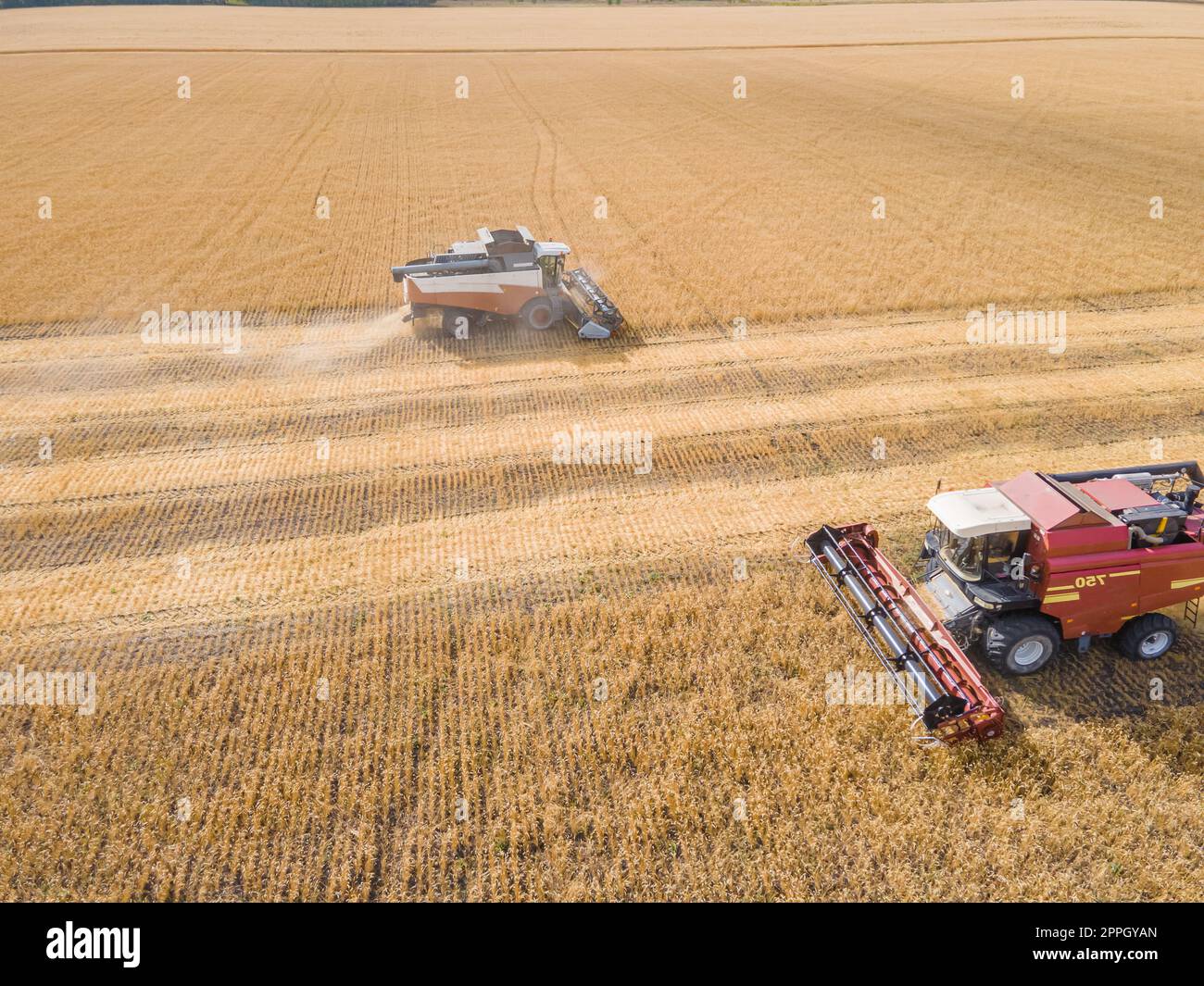 Crop cutting machine hi-res stock photography and images - Alamy