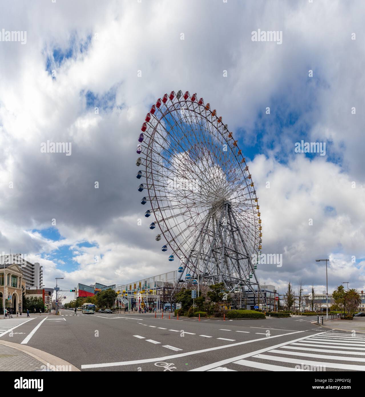 Tempozan Giant Ferris Wheel IV Stock Photo - Alamy
