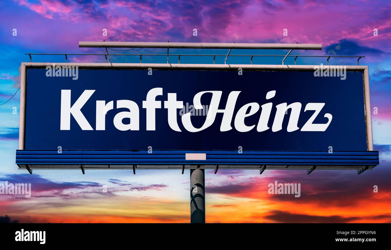 Advertisement billboard displaying logo of Kraft Heinz Stock Photo - Alamy