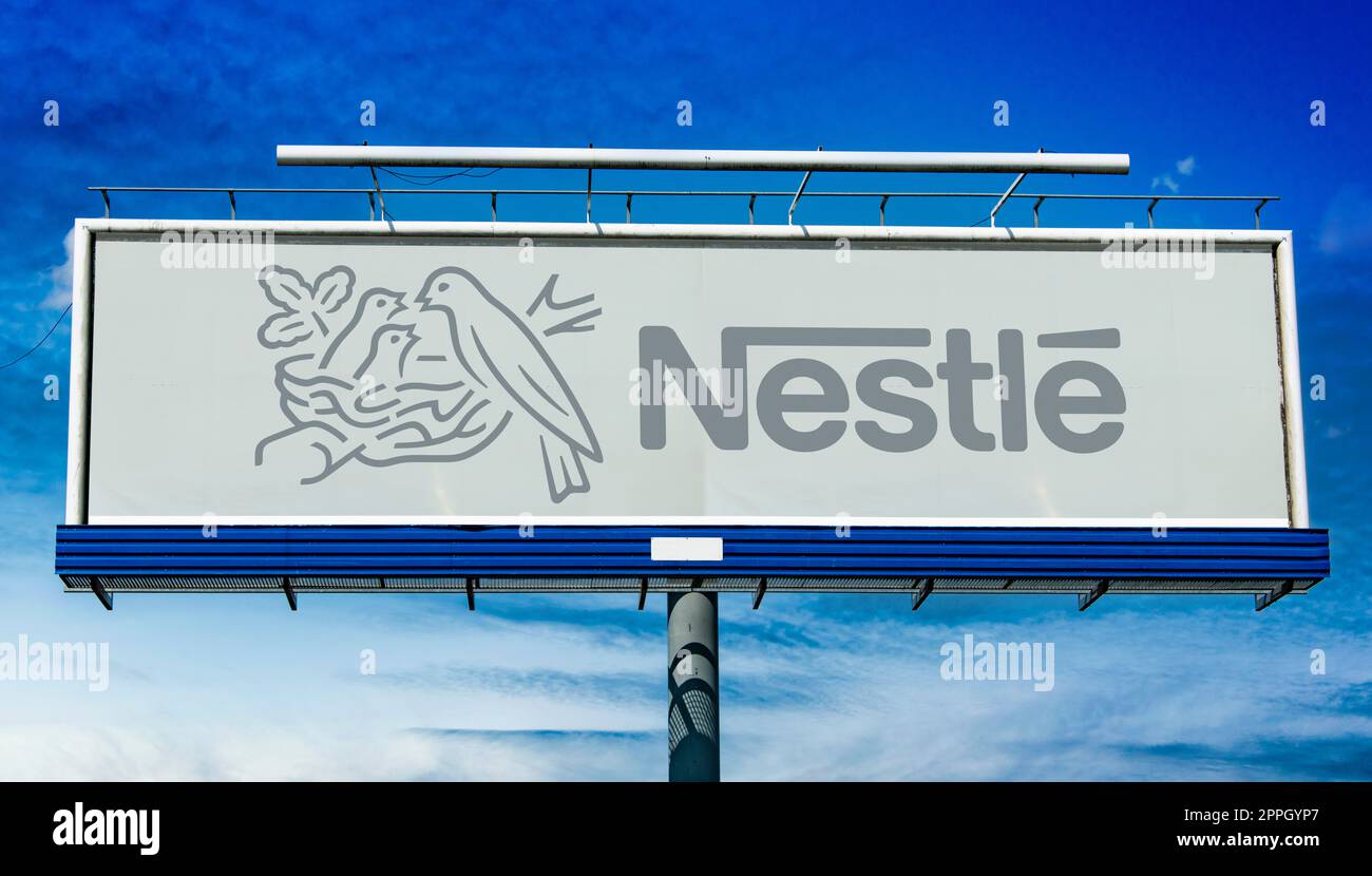 Logo nestle hi-res stock photography and images - Alamy