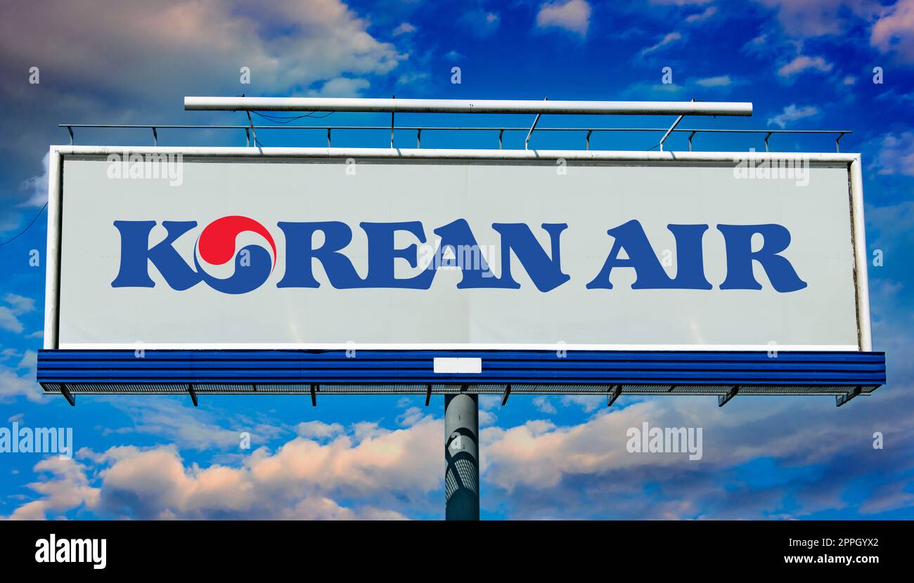Korean air airlines logo hi-res stock photography and images - Alamy