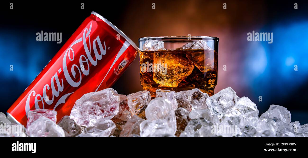 Can of Coca-Cola in crushed ice Stock Photo - Alamy
