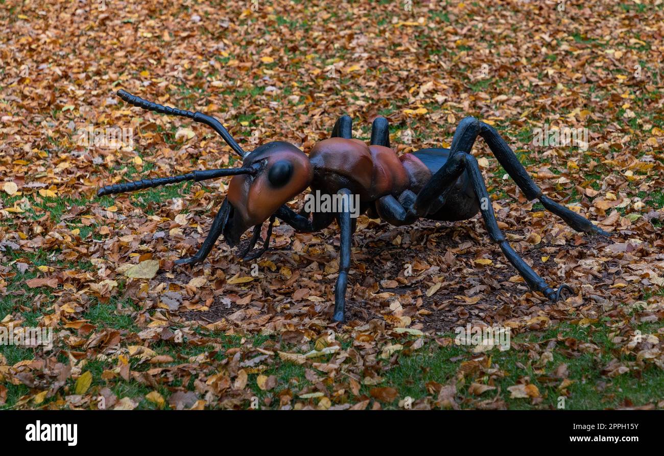 Ant sculpture hi-res stock photography and images - Alamy