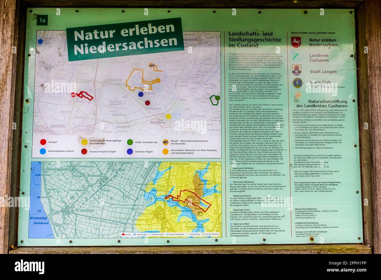 Map sign board hi-res stock photography and images - Alamy