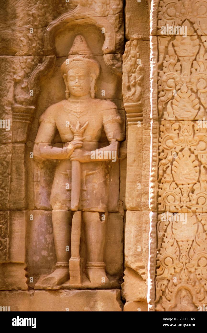 Wat cambodia archaeology bas relief hi-res stock photography and images ...