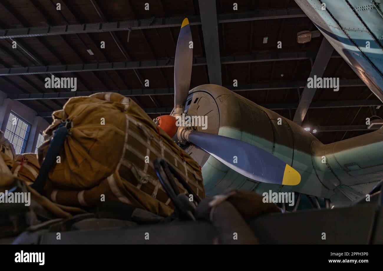 Li 2 aircraft hi-res stock photography and images - Alamy