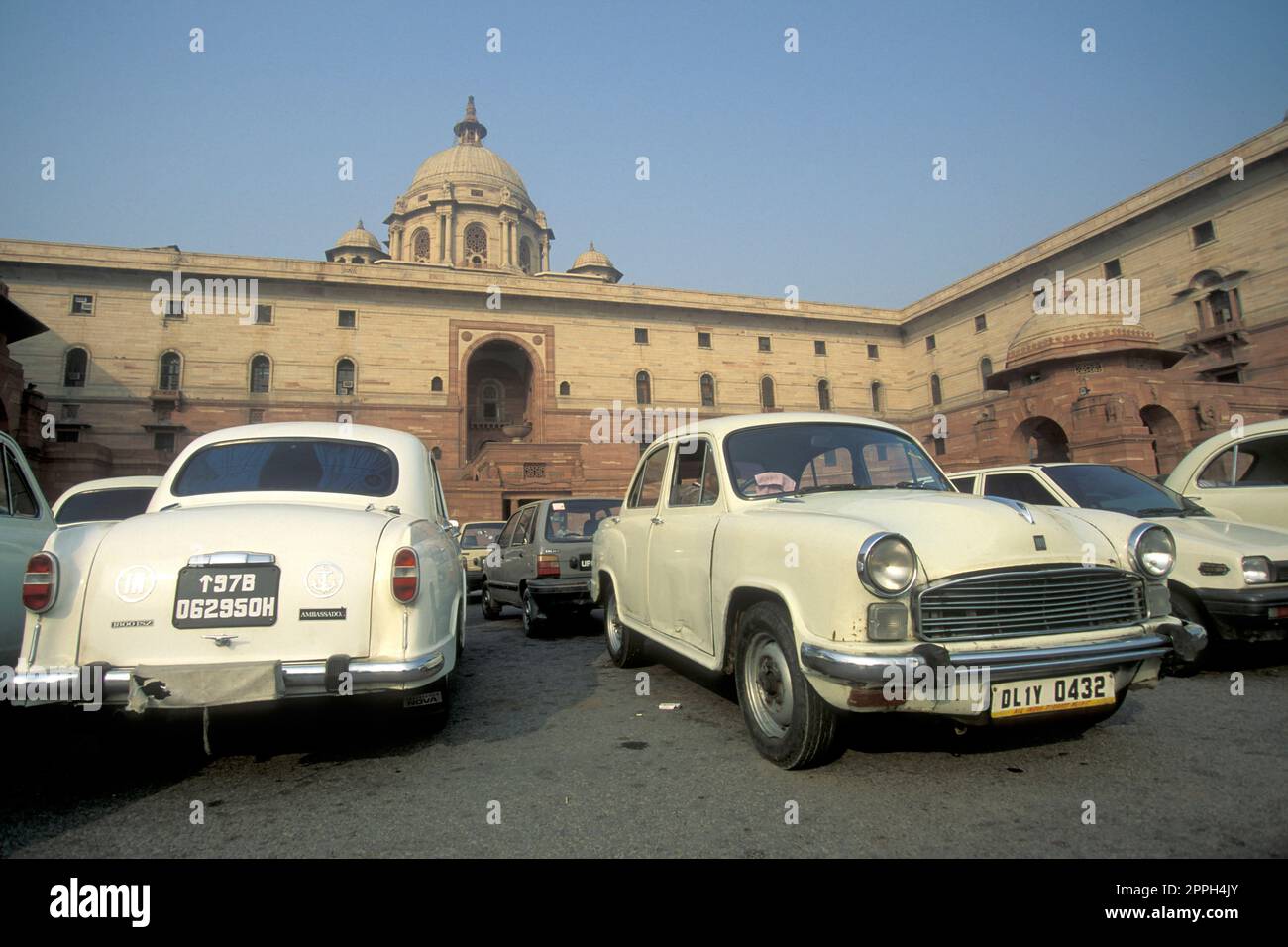 the architecture of the President Estate Rashtrapati Bhavan in the city ...