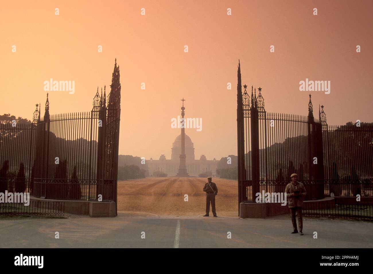 the architecture of the President Estate Rashtrapati Bhavan in the city ...