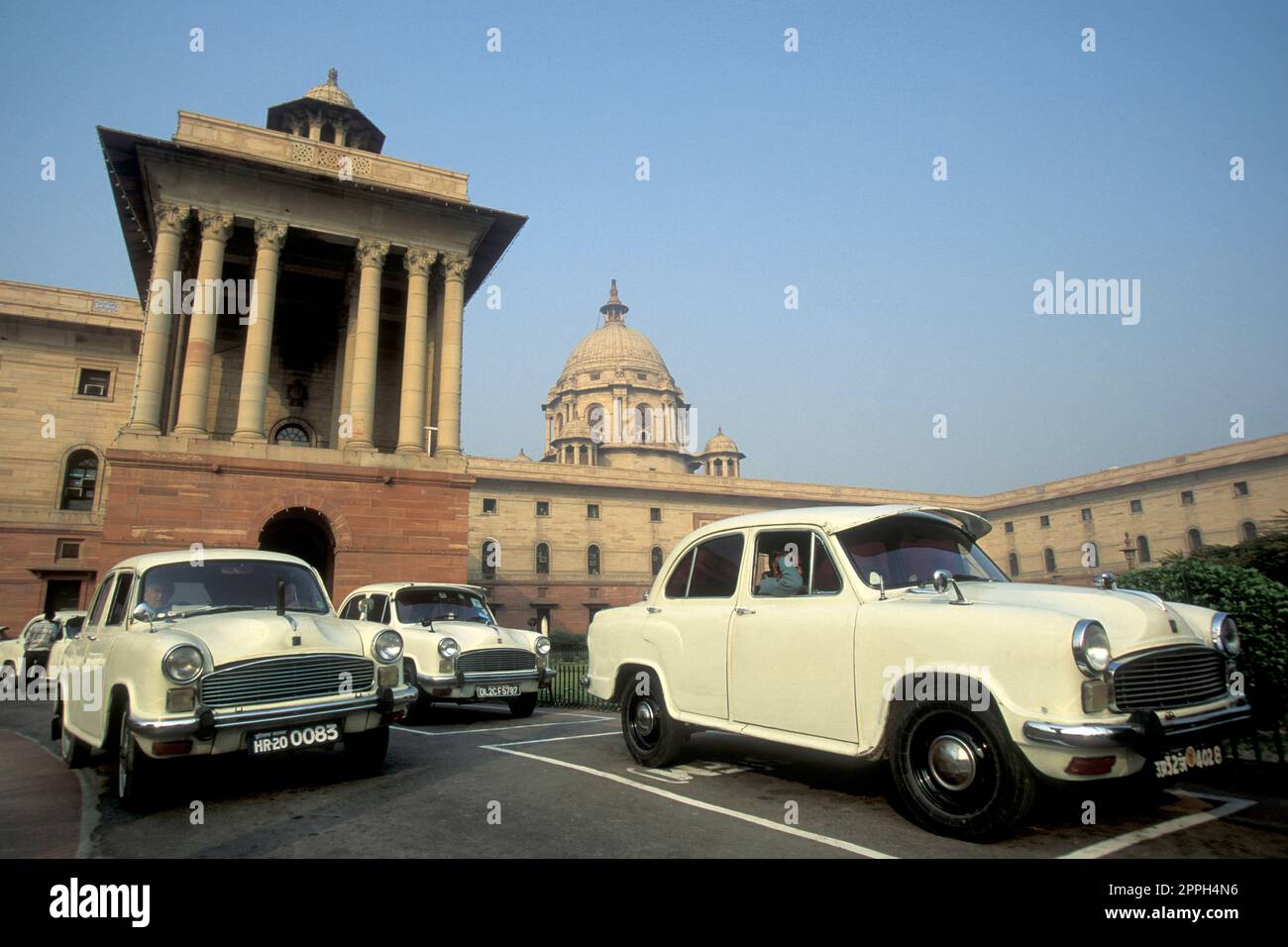 the architecture of the President Estate Rashtrapati Bhavan in the city ...