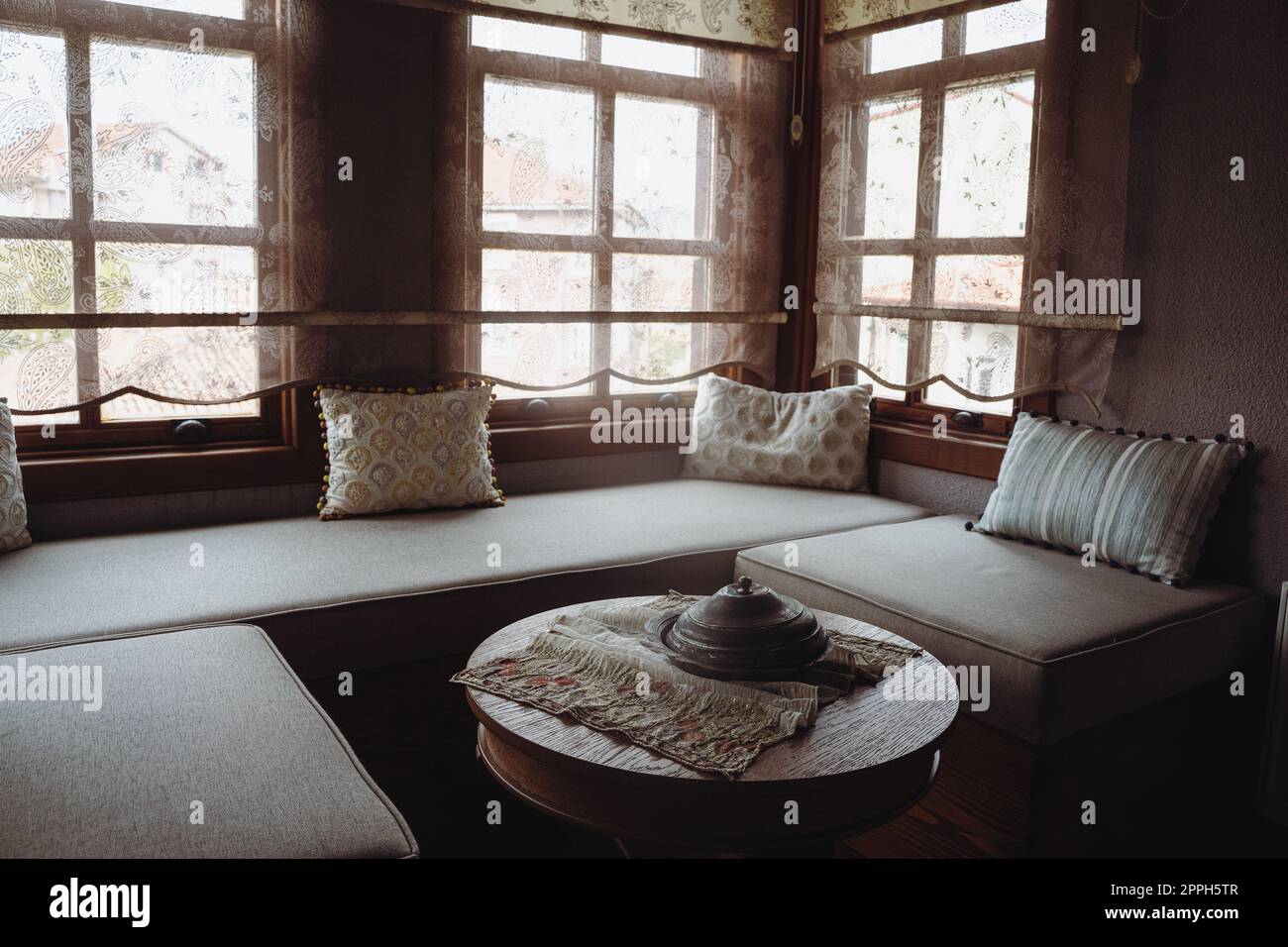 Front several hi-res stock photography and images - Alamy