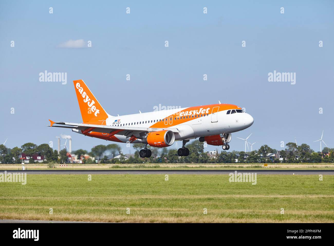 Amsterdam Airport Schiphol - Airbus A319-111 of easyJet lands Stock ...