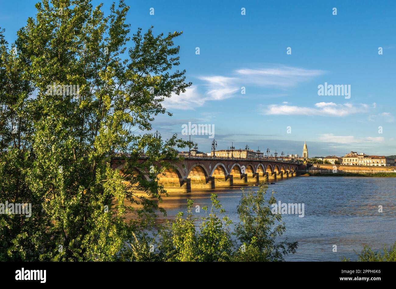 Stone bridge in Bordeaux, France Stock Photo - Alamy
