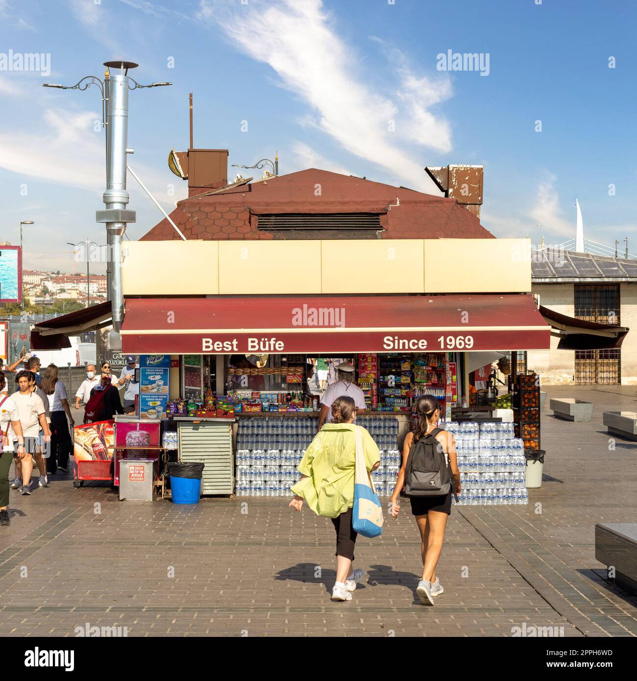 Traditional Street kiosk selling snacks and drinks, located in Eminonu ...