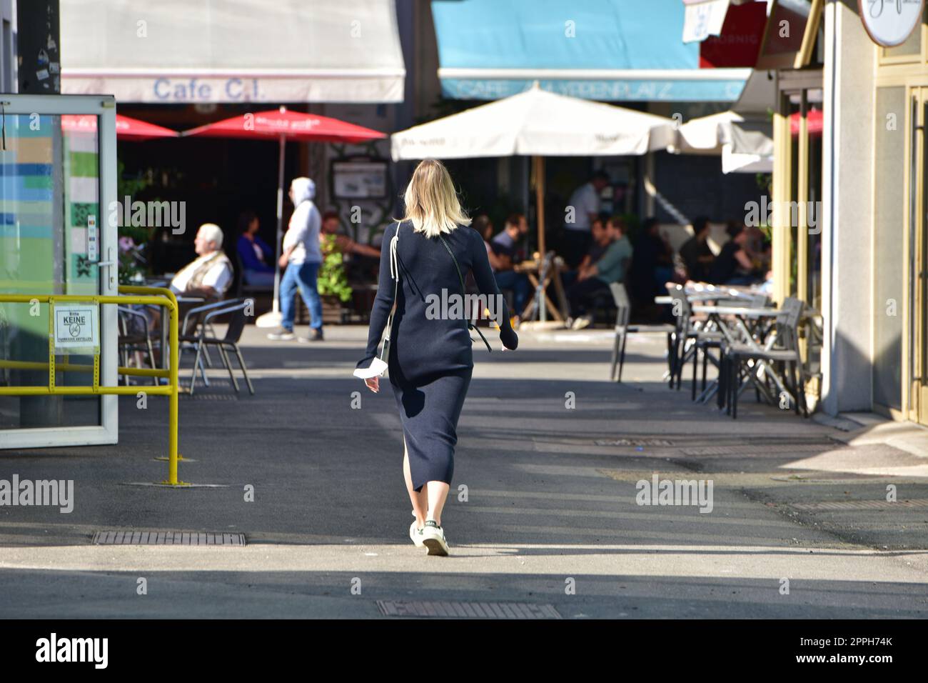 The Brunnenmarkt Market in Vienna Stock Photo - Alamy
