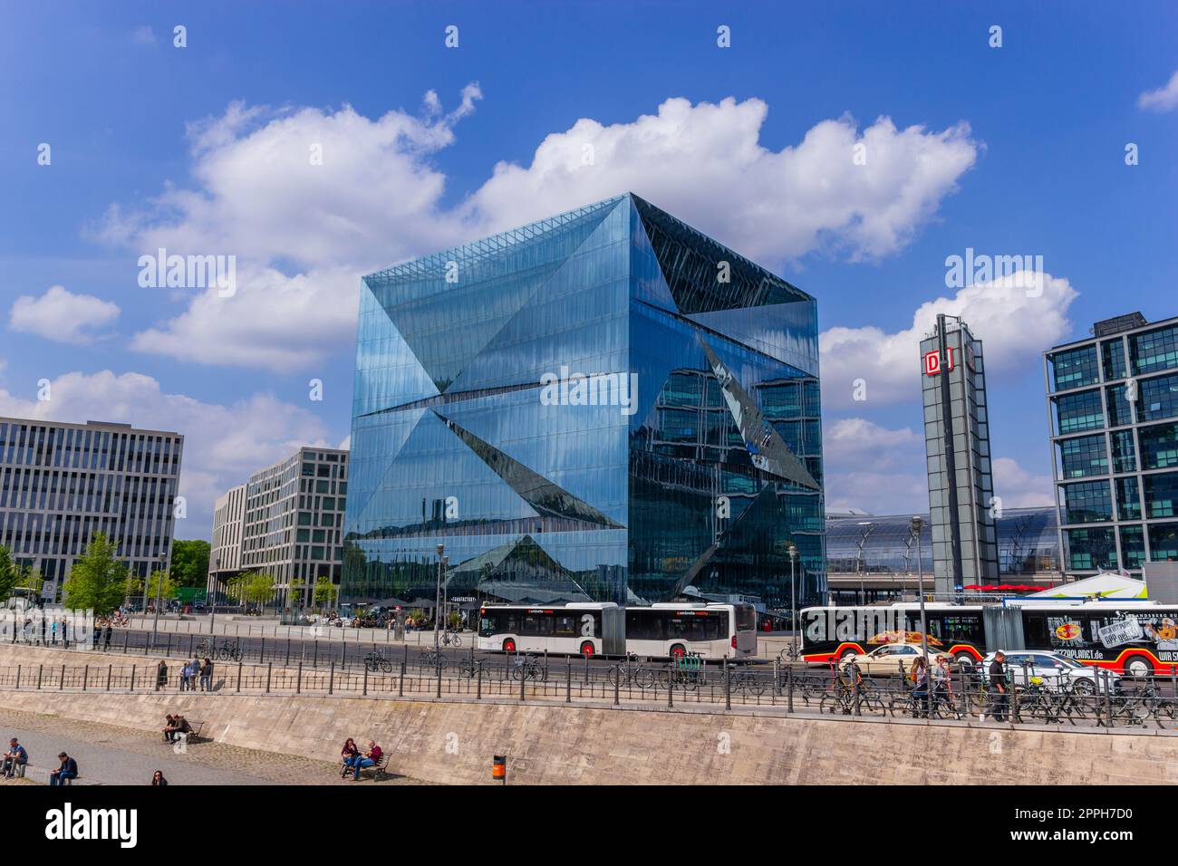 Cube Berlin office building Stock Photo - Alamy