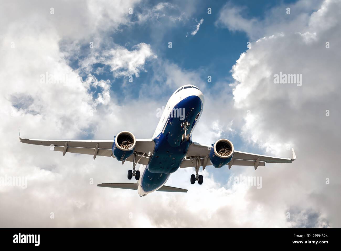 Flying blue sky turbine hi-res stock photography and images - Alamy